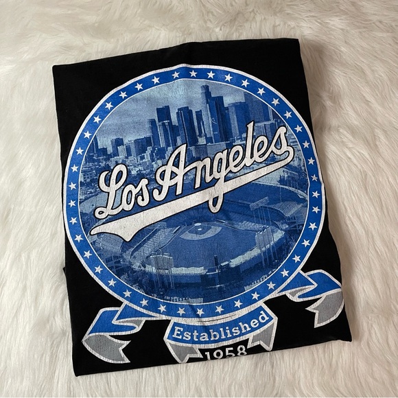 Shaka Wear | Shirts | Mens Shaka Wear Los Angeles Graphic Tee | Poshmark